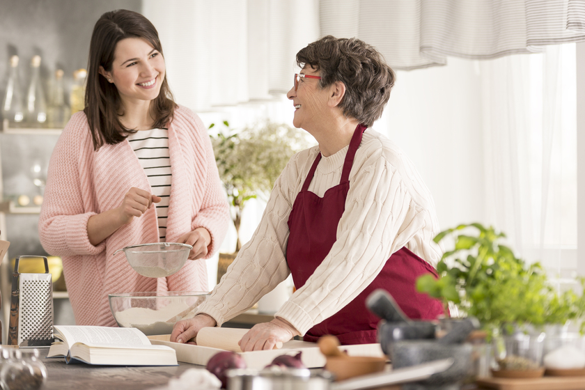 9 Ways Senior Assisted Living Facilities In Cedar Lawn, MD Keep ...
