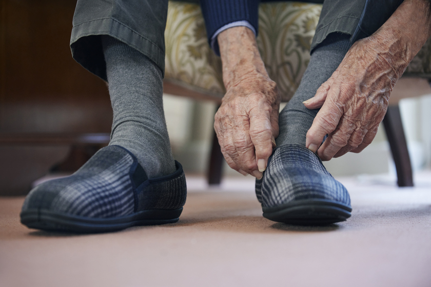 The Lifesaving Role Of Slippers For Your Elderly Loved One To Prevent ...